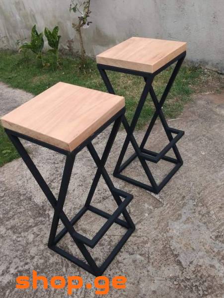 ბარის მაგიდები სკამები